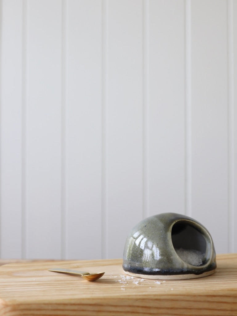 Salt Pig – Cee Smith Pottery